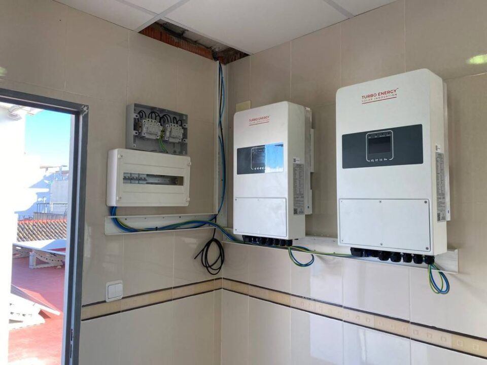 Instalación fotovoltaica de 10kW en Pobla de Farnals - ASM Sostenibilidad y Eficiencia